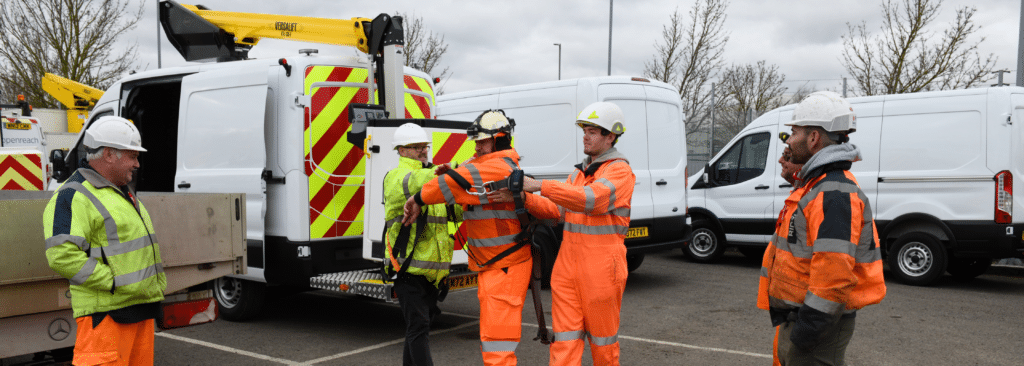 MEWP Operator Training & Certification | Versalift International